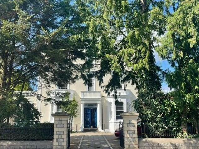 2 Bedroom Apartment For Rent In Clifton