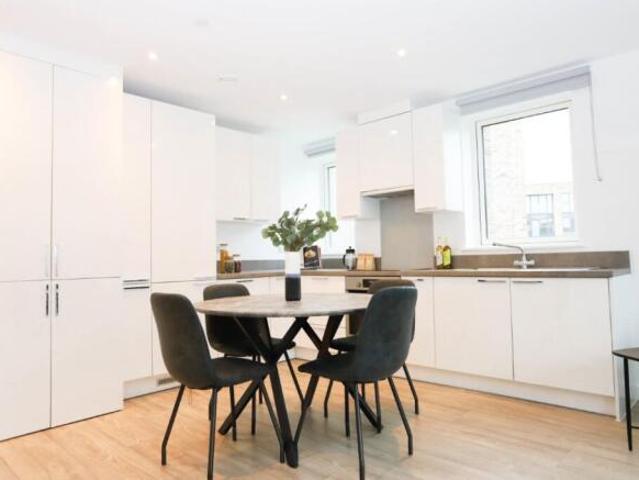 2 bedroom apartment for rent in Clippers Quay Salford M50
