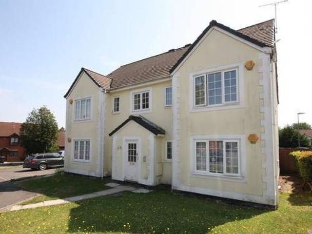 2 bedroom apartment for rent in Clover Way Hedge End SO30