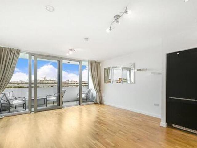 2 Bedroom Apartment For Rent In Colonial Drive, London