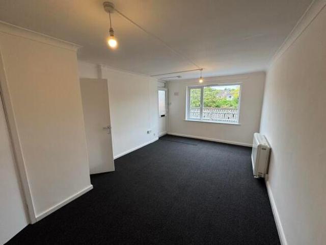 2 bedroom apartment for rent in Collingwood Crescent, Guildford, GU1
