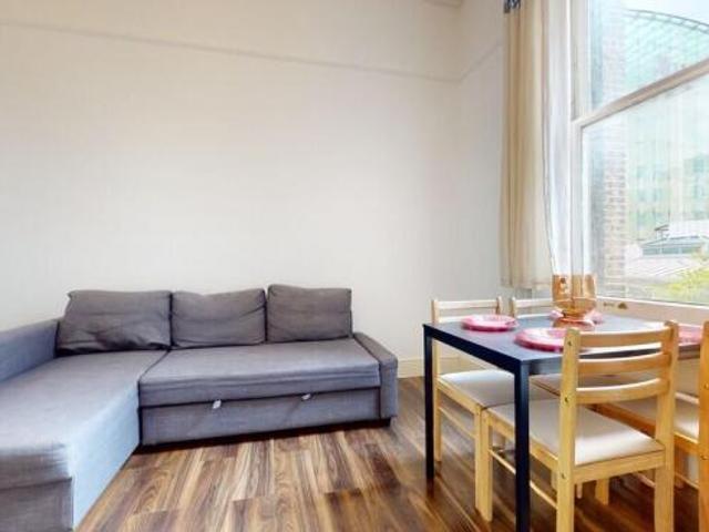 2 bedroom apartment for rent in Collingham Place, SW5