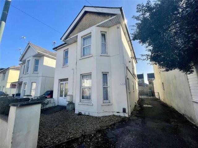 2 bedroom apartment for rent in Columbia Road, Bournemouth, Dorset, BH10
