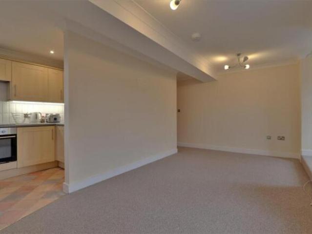 2 bedroom apartment for rent in Commercial Road, Gloucester, GL1