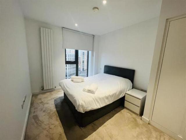 2 bedroom apartment for rent in Commodore House, Royal Wharf, London, E16