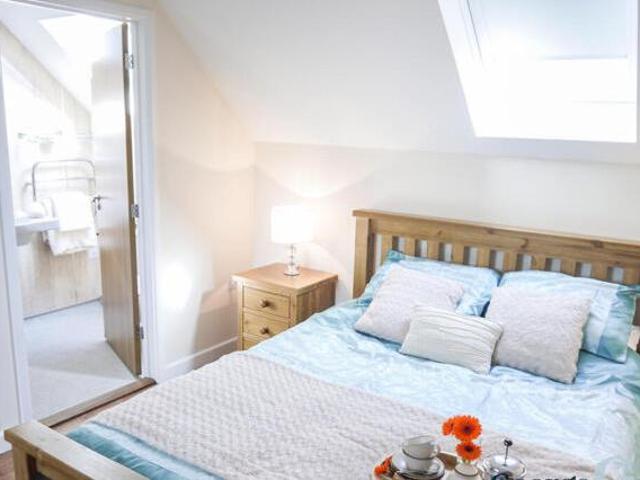 2 Bedroom Apartment For Rent In Commons Road, Pembroke