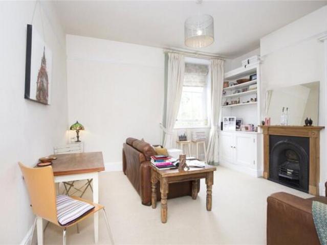 2 bedroom apartment for rent in Compton Terrace, Islington, London, N1