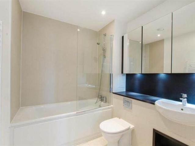 2 bedroom apartment for rent in Connaught Heights, Booth Road, Royal Docks, London, E16