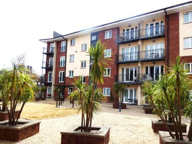 2 bedroom apartment for rent in Constantine House, New North Road, Exeter, EX4