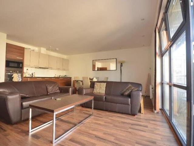 2 bedroom apartment for rent in Copenhagen Place, London, E14