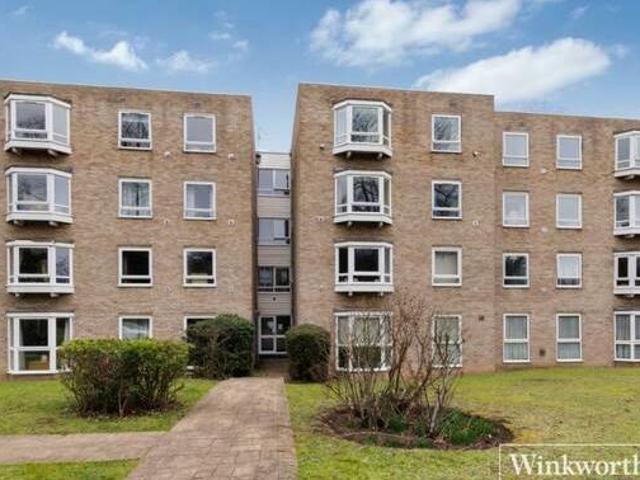 2 bedroom apartment for rent in Copers Cope Road Beckenham BR3