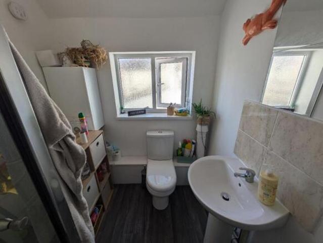 2 bedroom apartment for rent in Cornwall Street, Cardiff, CF11