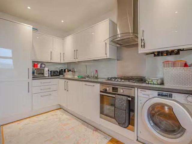 2 bedroom apartment for rent in Corner Hall, Hemel Hempstead.