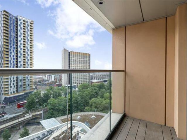 2 bedroom apartment for rent in Cornmill Lane, SE13