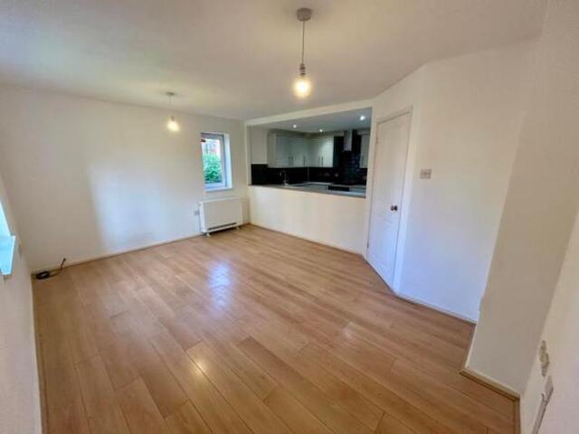 2 bedroom apartment for rent in Cory Place, Windsor Quay, Cardiff, CF11