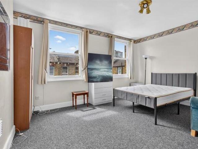 2 bedroom apartment for rent in Cotham Street SE17