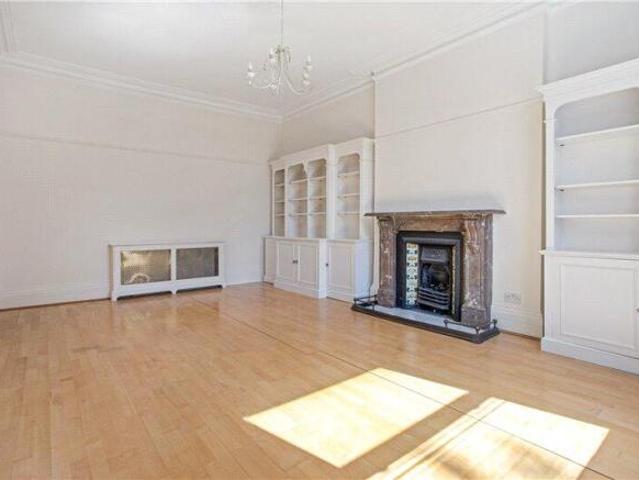 2 bedroom apartment for rent in Courtfield Gardens, South Kensington, London, SW5