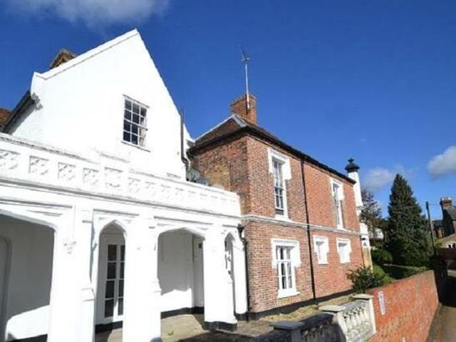 2 Bedroom Apartment For Rent In Crane Mead