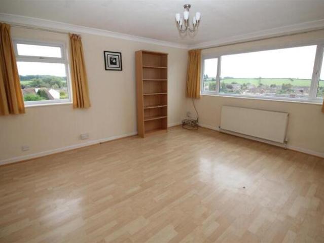 2 bedroom apartment for rent in Cranleigh Court, High Street, Cubbington, CV32
