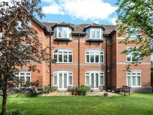 2 bedroom apartment for rent in Cranley Road Guildford GU1