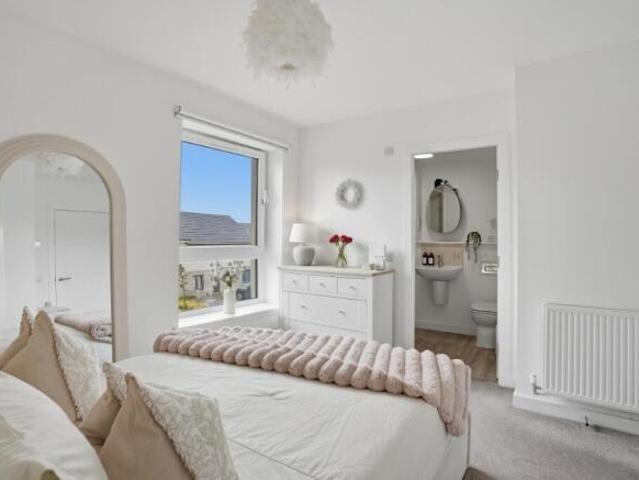 2 bedroom apartment for rent in Craigs Road, Edinburgh, EH12