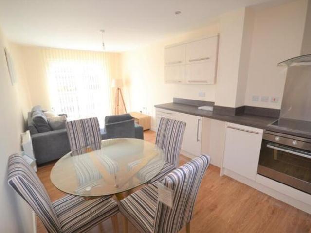 2 bedroom apartment for rent in Crecy Court, Lee Circle, Leicester, LE1