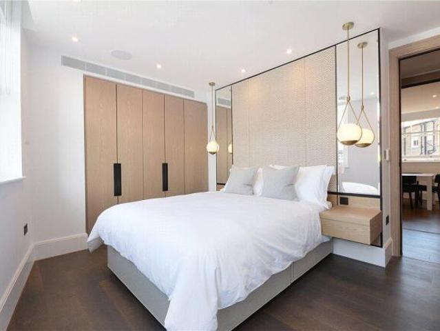 2 bedroom apartment for rent in Cresswell Gardens, London SW5