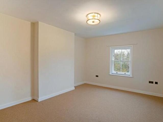 2 bedroom apartment for rent in Crick Road, Oxford, Oxfordshire, OX2