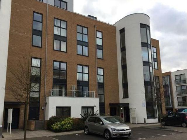 2 Bedroom Apartment For Rent In Cromwell Road