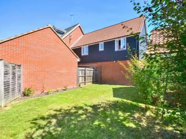 2 bedroom apartment for rent in Cromwell Road, Flitch Green, D.
