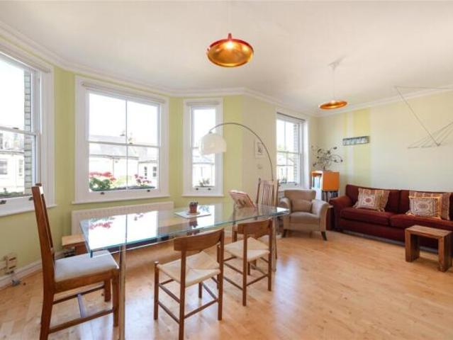2 bedroom apartment for rent in Crossfield Road, London, NW3