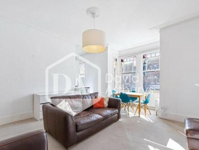 2 Bedroom Apartment For Rent In Crouch End