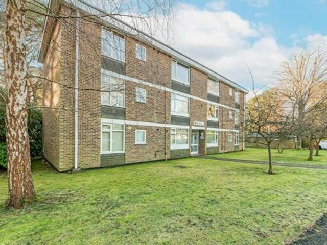 2 Bedroom Apartment For Rent In Crowthorne
