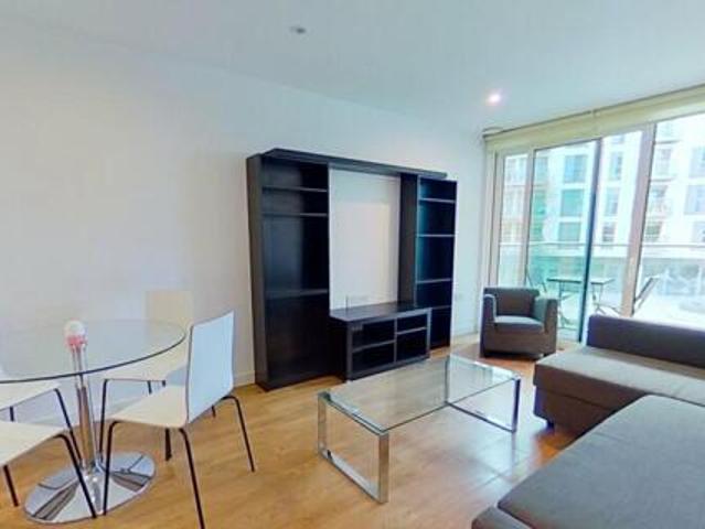 2 Bedroom Apartment For Rent In Croydon, Surrey