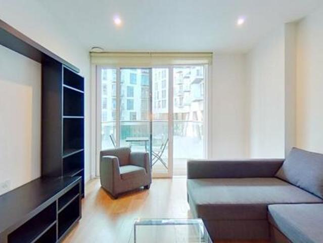 2 Bedroom Apartment For Rent In Croydon, Surrey