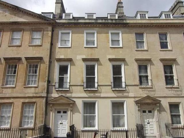 2 bedroom apartment for rent in Duke Street Bath BA2