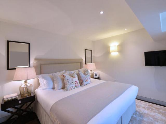 2 bedroom apartment for rent in Duke Street, London, W1K
