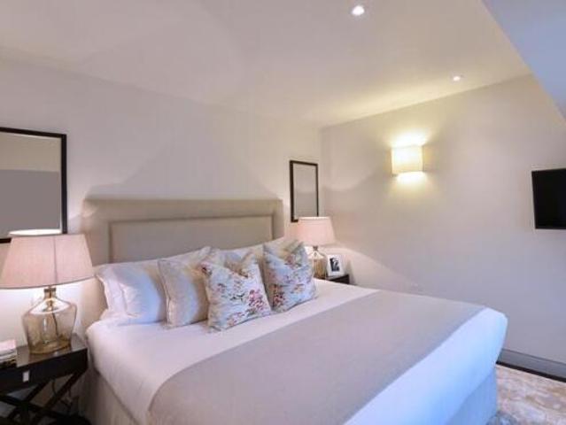2 bedroom apartment for rent in Duke Street W1, W1K