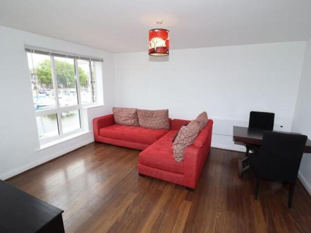 2 bedroom apartment for rent in Dunnage Crescent, Surrey Quays, SE16