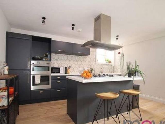2 bedroom apartment for rent in Dunalley Street Cheltenham GL50