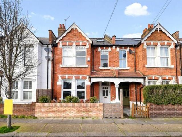 2 bedroom apartment for rent in Dunraven Road, London, W12