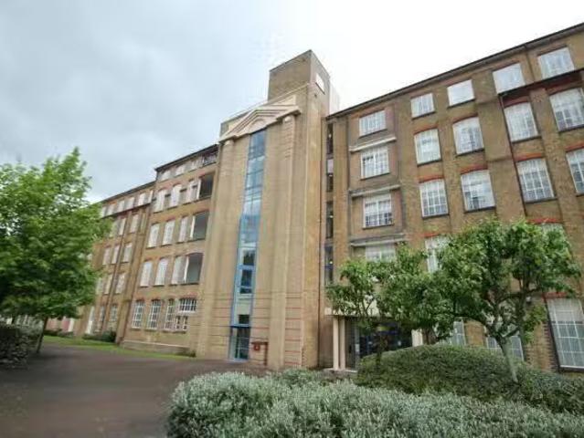 2 bedroom apartment for rent in Durrant Court, Brook Street, CM1