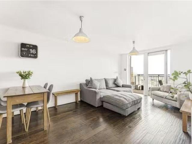 2 bedroom apartment for rent in Dalston Square, London, E8
