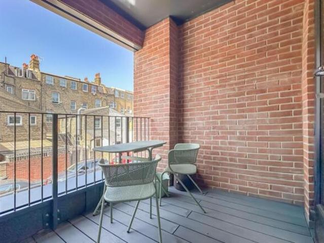 2 bedroom apartment for rent in Dalton Street, London, SE27