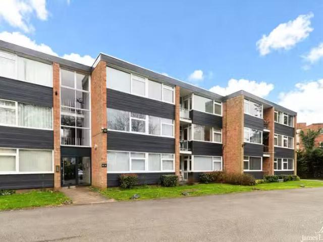 2 bedroom apartment for rent in Darley Mead Court, Hampton Lan.