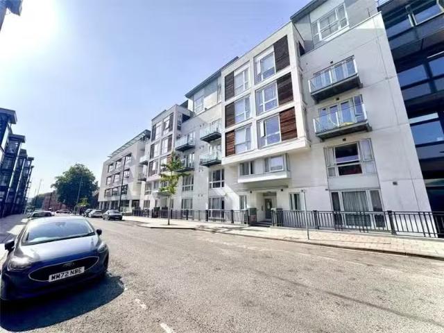 2 bedroom apartment for rent in Deanery Road, City Centre, BS1.