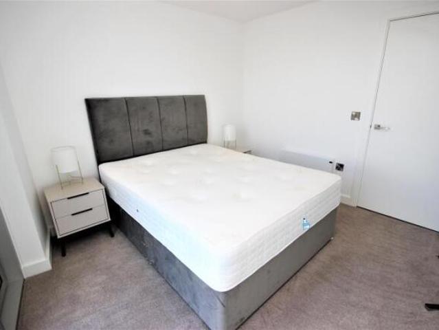 2 bedroom apartment for rent in Deansgate Square, Owen Street Manchester M15