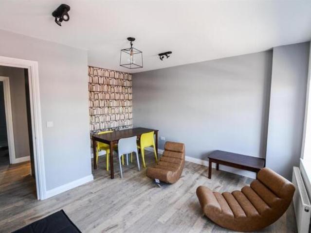 2 bedroom apartment for rent in Denmark Hill, London, SE5