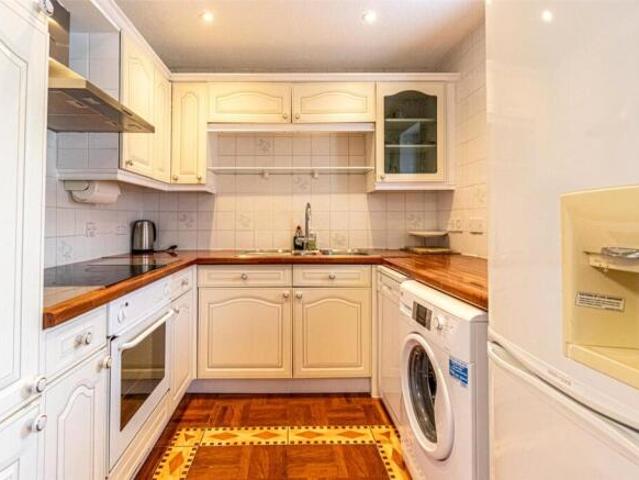 2 bedroom apartment for rent in Dewell Mews, Swindon, Wiltshire, SN3