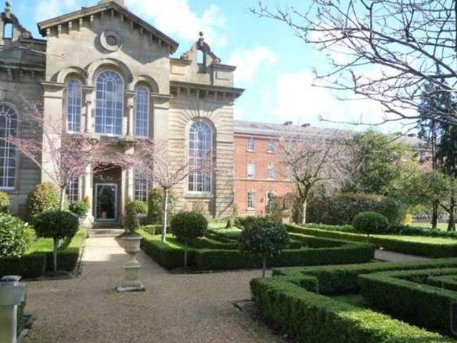 2 bedroom apartment for rent in Didsbury Gate 1 Houseman Crescent West Didsbury Manchester M20 2